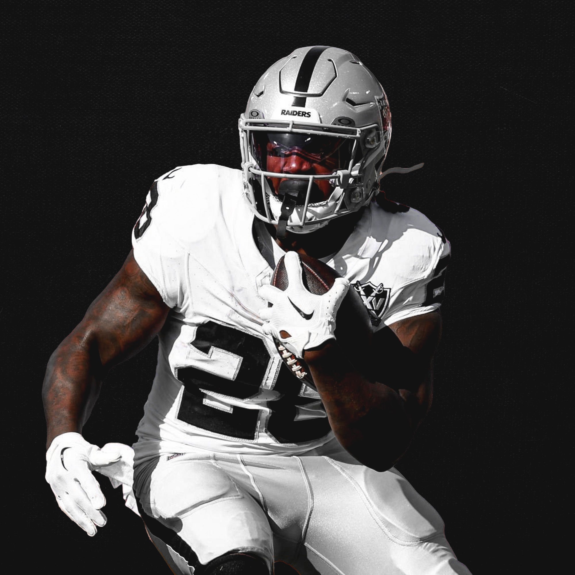 SINCERE McCORMICK – Off-Field